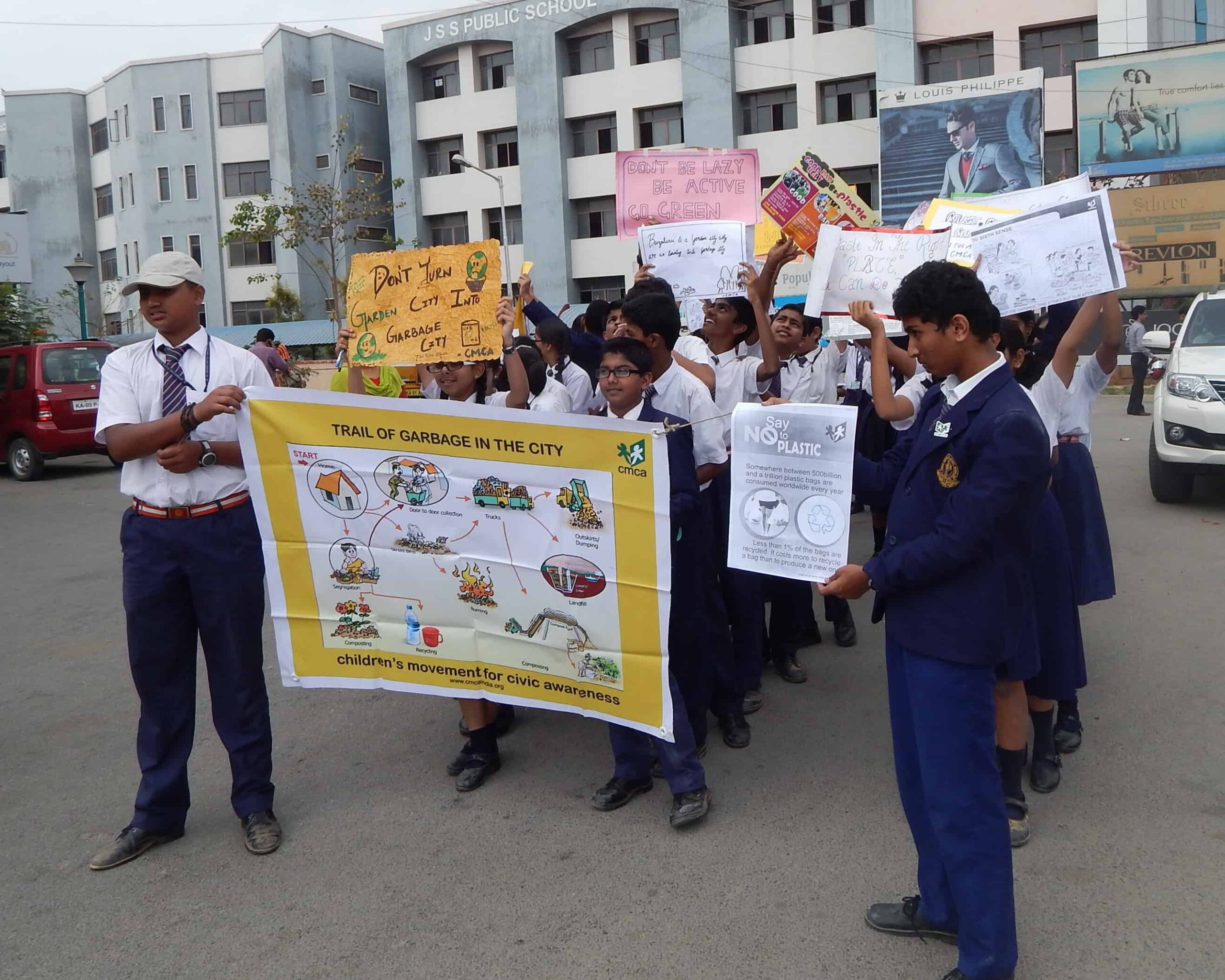 Students clear black spots at HSR BDA complex - Citizen Matters