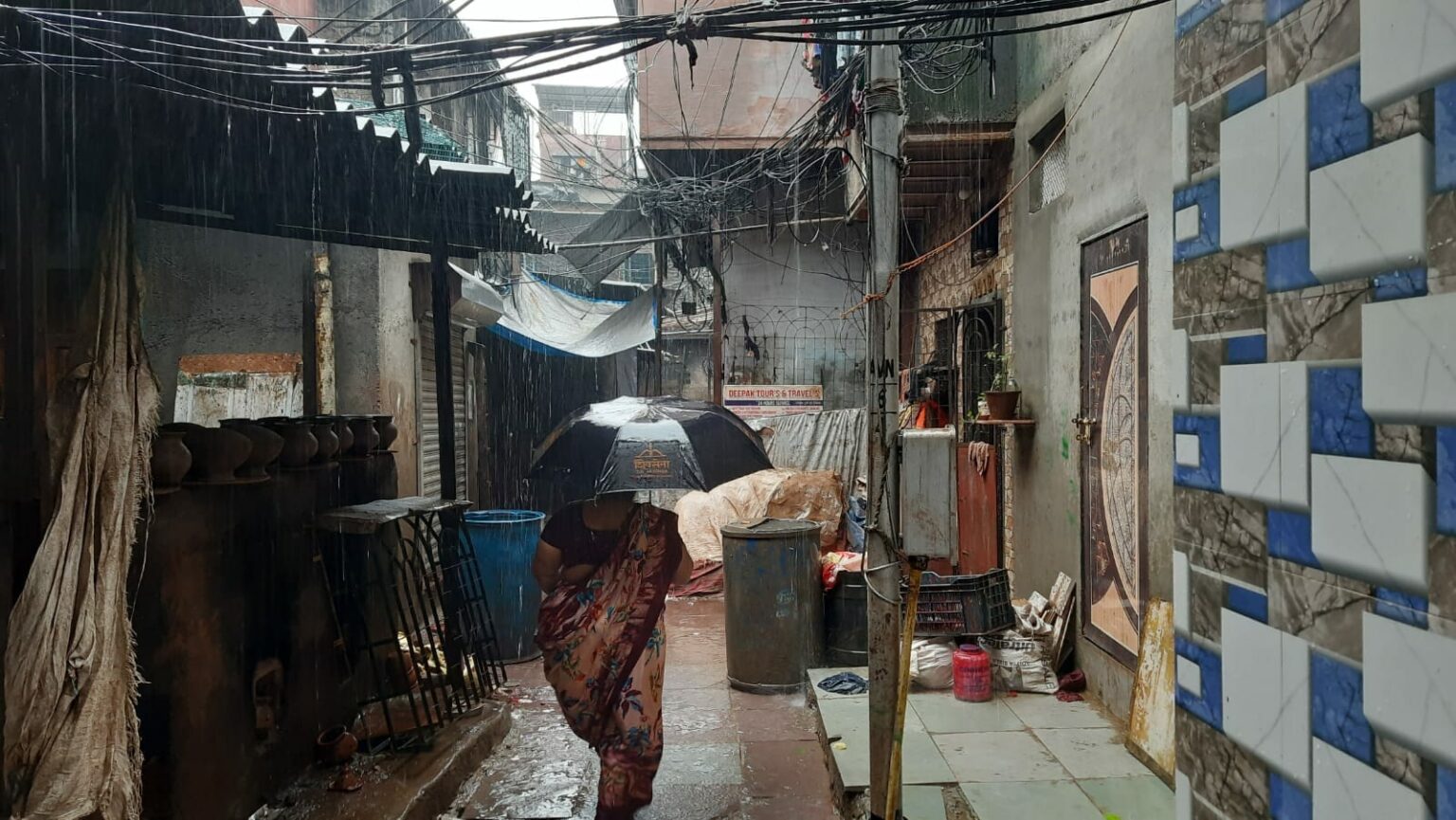 Dharavi redevelopment: Locals oppose, planners worry, government looks ...