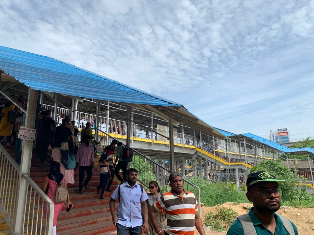 Poorly designed foot over bridge in Guindy puts users in danger ...