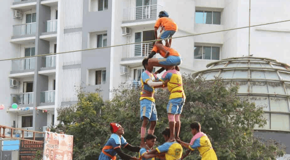 Throwback to the times when Dahi Handi festivities were possible ...