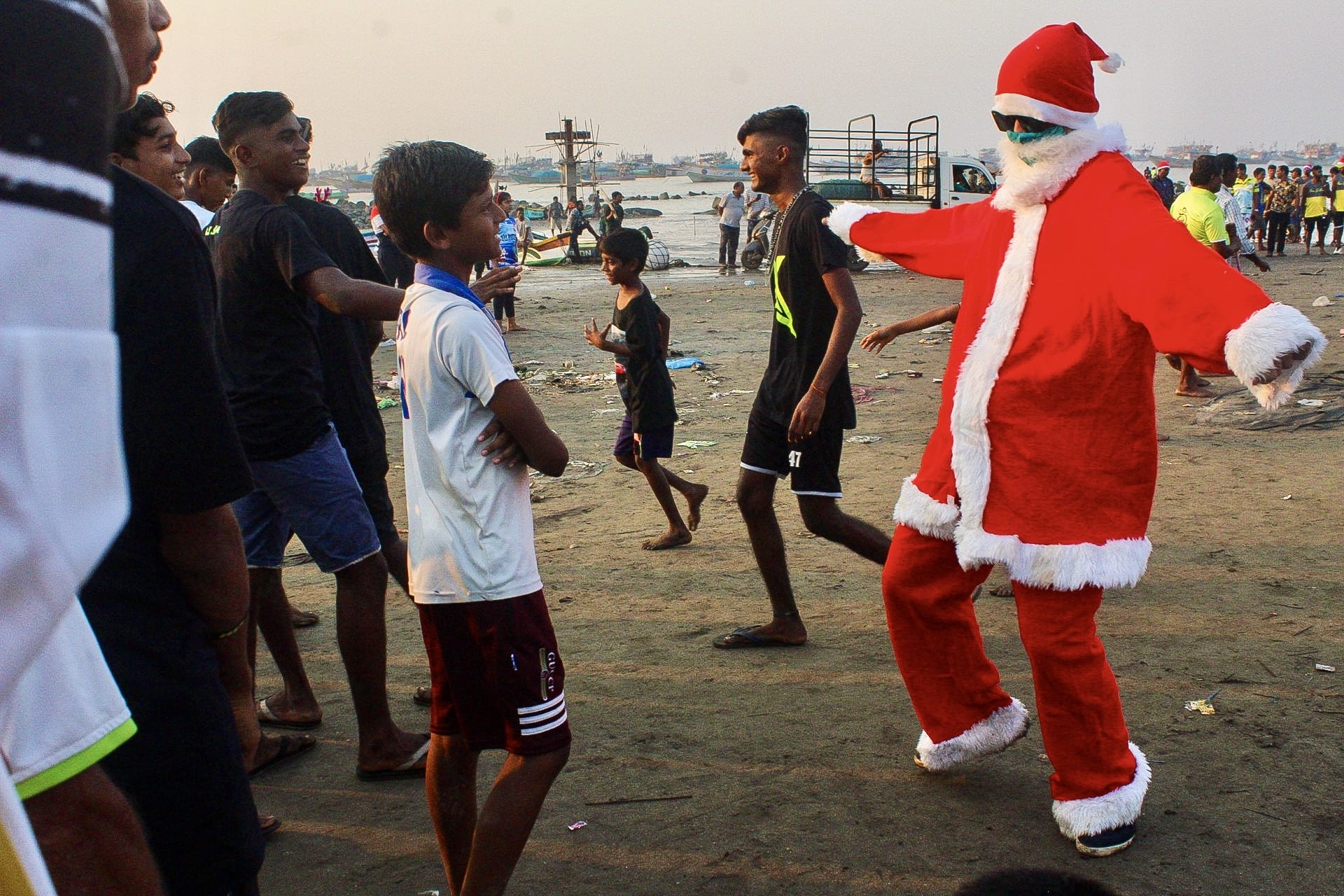 Amidst Mumbai chaos, a love letter to Dharavi Island's Uttan - Citizen ...