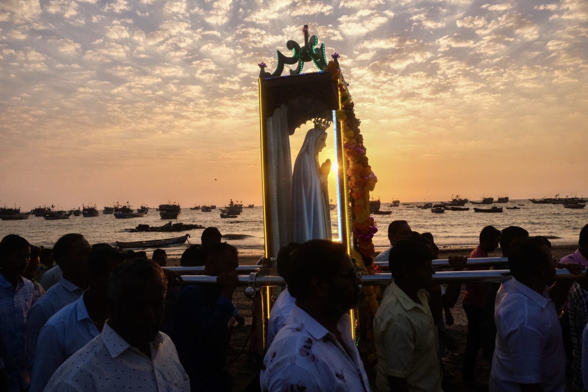 Amidst Mumbai chaos, a love letter to Dharavi Island's Uttan - Citizen ...