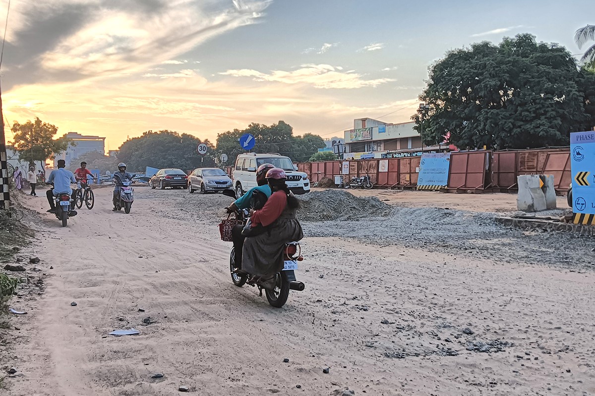Chennai Metro Rail work: Must commuters risk life and limb for 'a ...