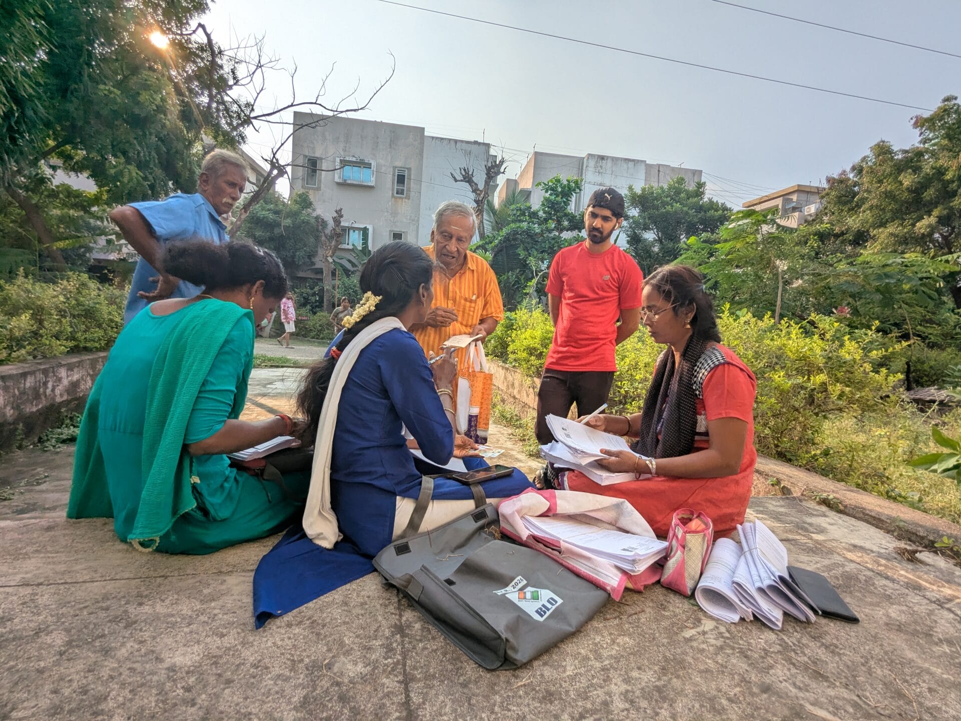 Confusing forms, tight deadlines: Inside the flawed SIR process - Citizen Matters